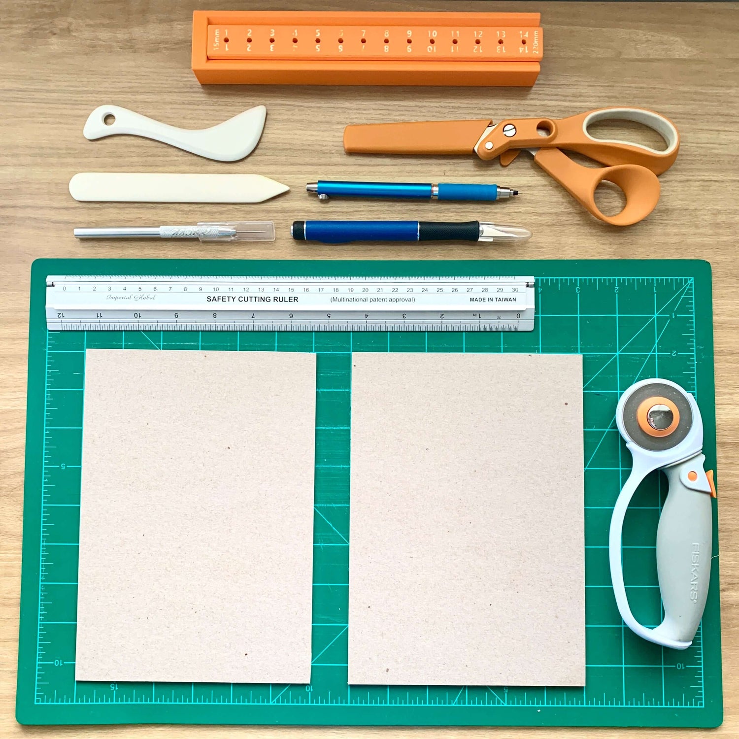 FP Journals : Making a Hand-Stitched Journal